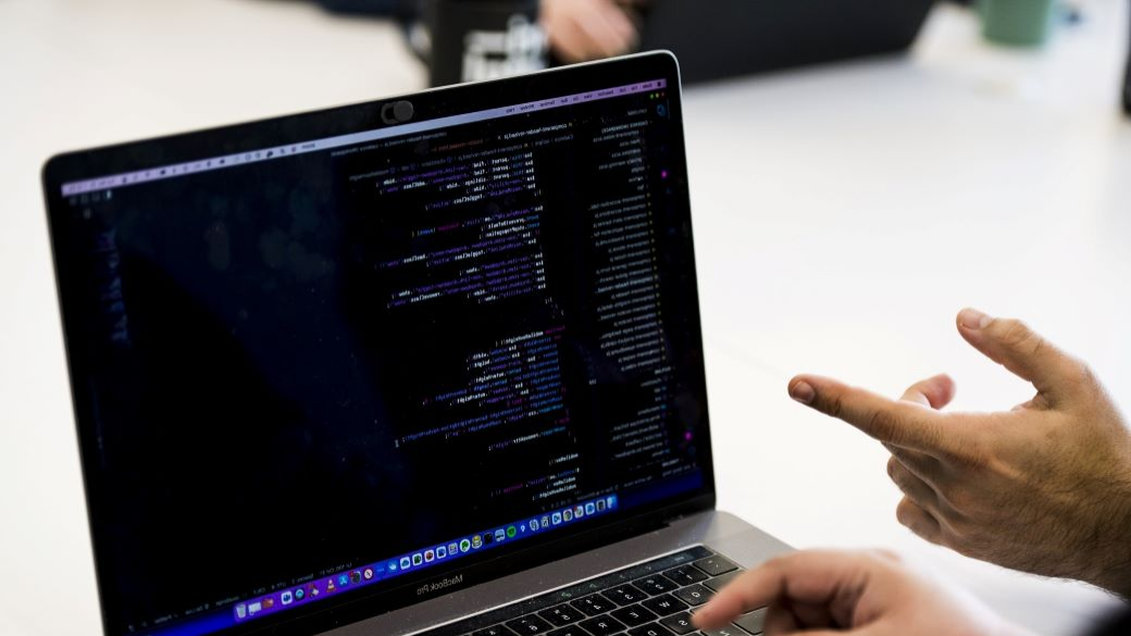 Avoid scam recruiters when working with Horizontal Talent in 2024 ...